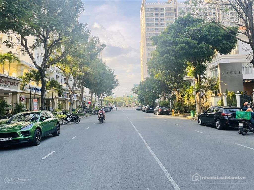 Bán nhà riêng: Gấp. chủ thiện chí gửi bán gấp shophouse căn góc cảnh ...