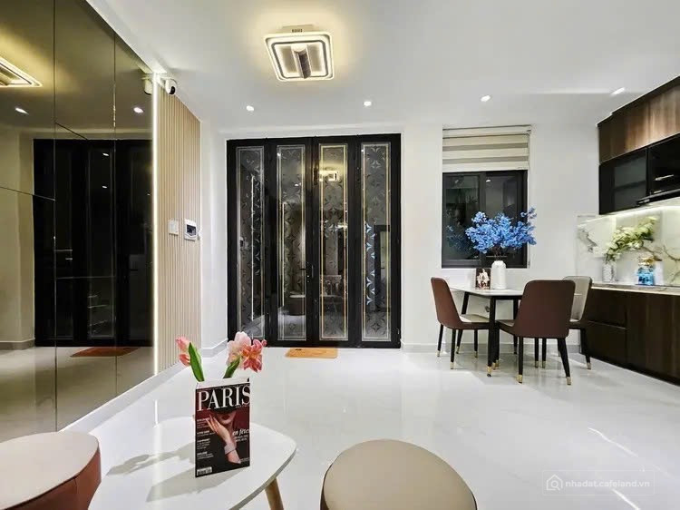 SIÊU PHẨM 3 TẦNG - NHÀ MỚI FULL NỘI THẤT - KẾ ĐH CÔNG THƯƠNG, AEON TÂN PHÚ